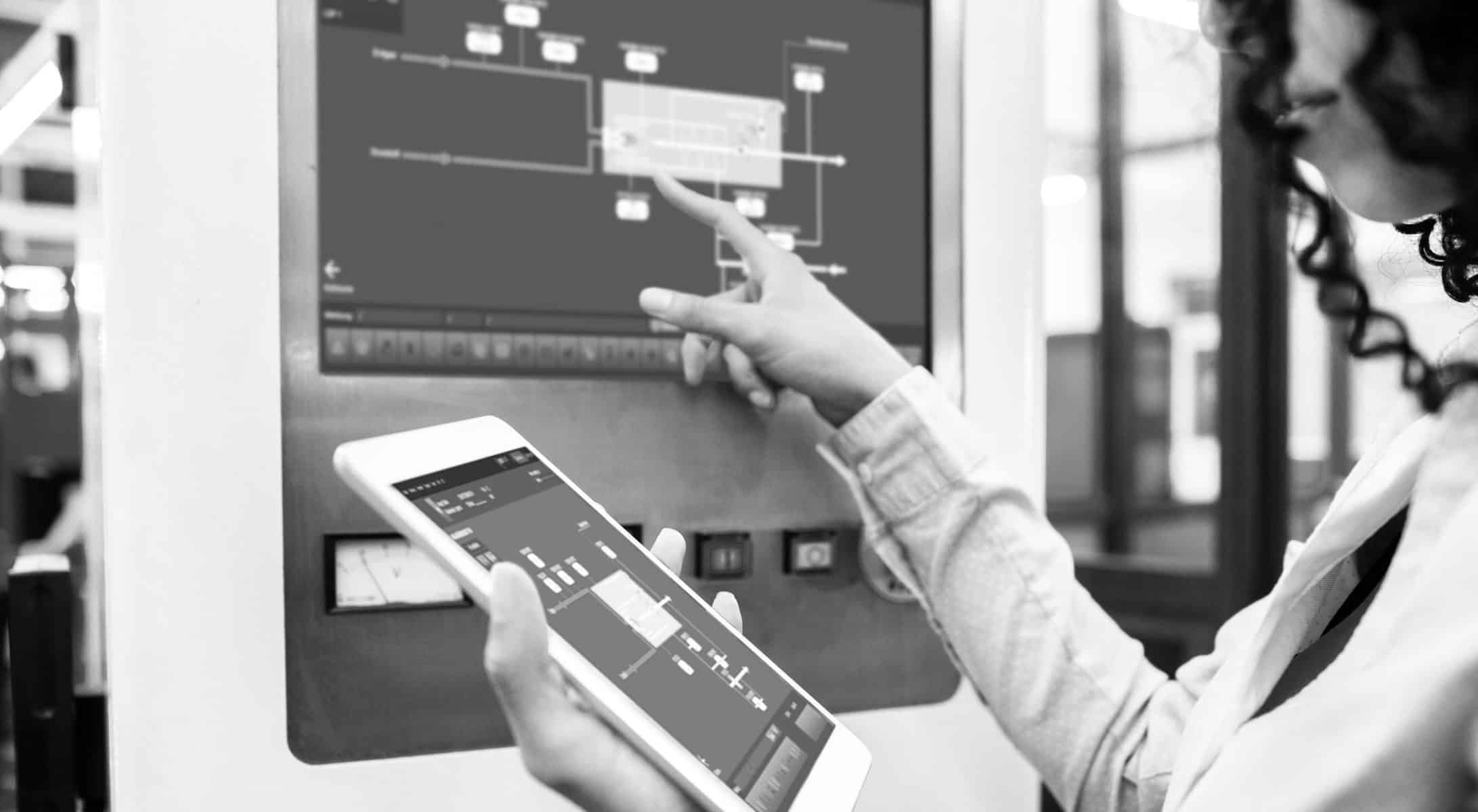 Web-based HMI as part of the MES - GEFASOFT